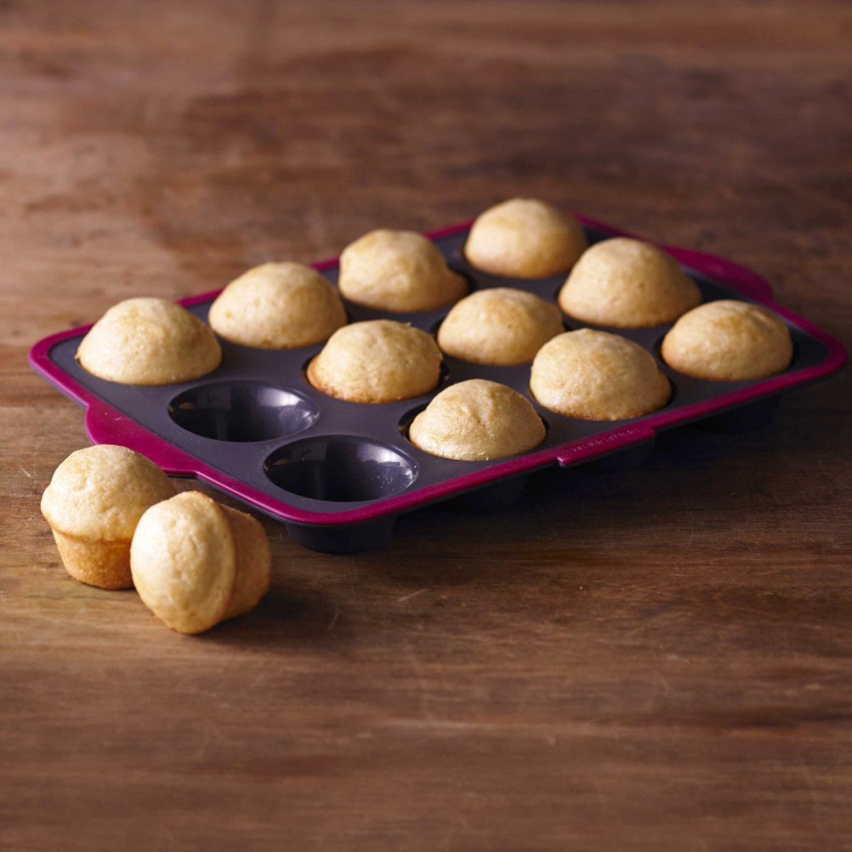Tava briose 12 compartimente - Trudeau | KitchenShop