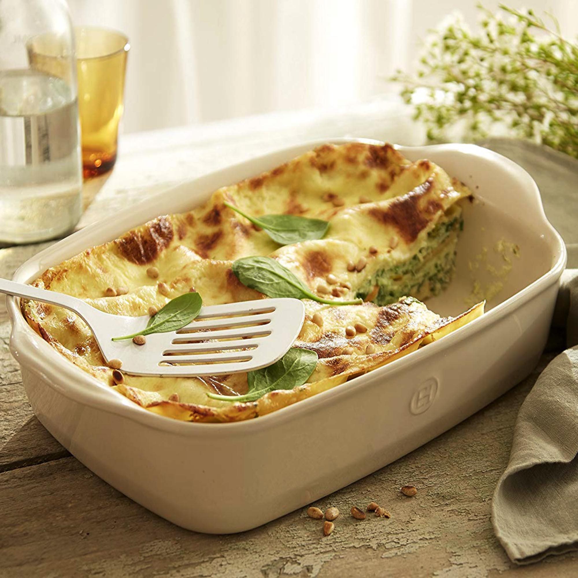 Tava rectangulara 42,5 x 28 cm/4 l, Clay - Emile Henry | KitchenShop